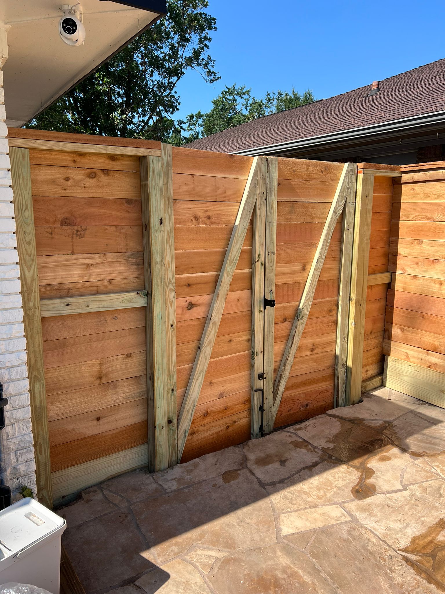 Creating a Stunning 8-Foot Horizontal Fence in Houston - Mustang ...