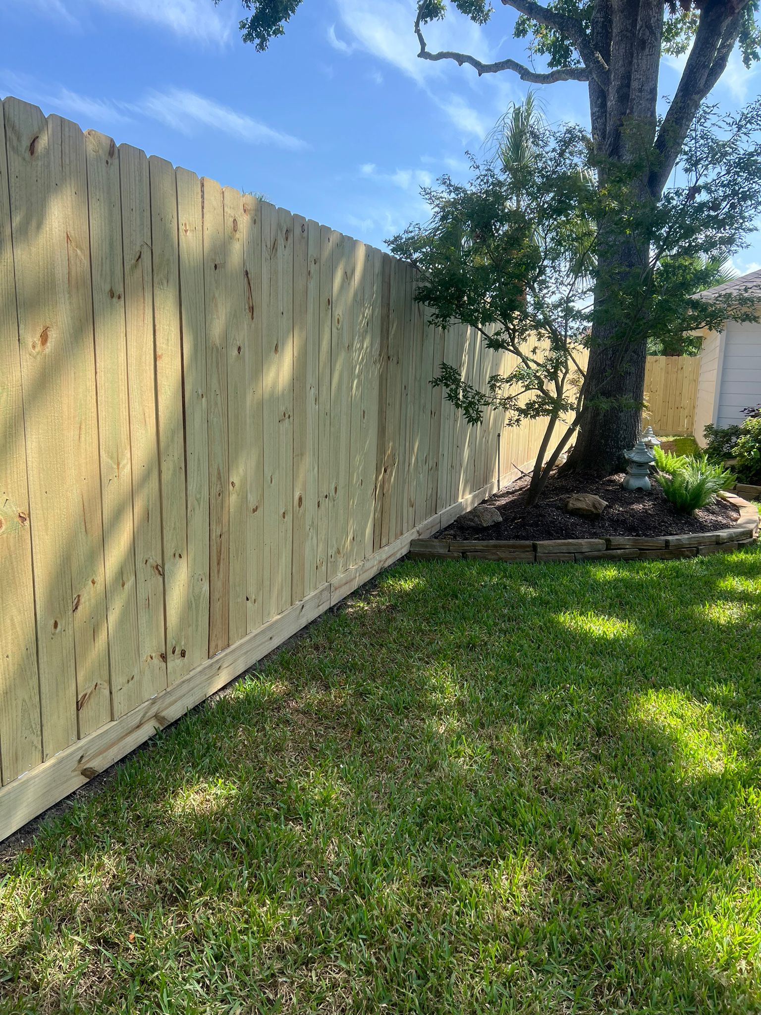 A Custom Pine Fence for Sandy Williams in Seabrook Texas - Mustang ...
